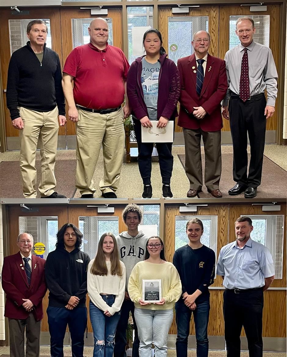 Headlines & Features